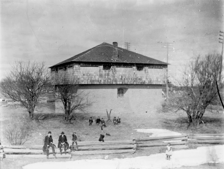 Then & Now: The Legacy of the Gananoque Swing Bridge | South Eastern ...